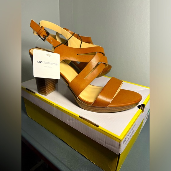 Liz Claiborne | Shoes | Liz Claiborne Block Heel Shoe | Poshmark